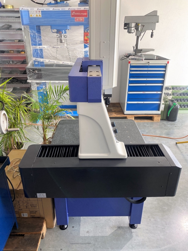 MITUTOYO – Crysta-Plus M443 | SKM Industriemaschinen